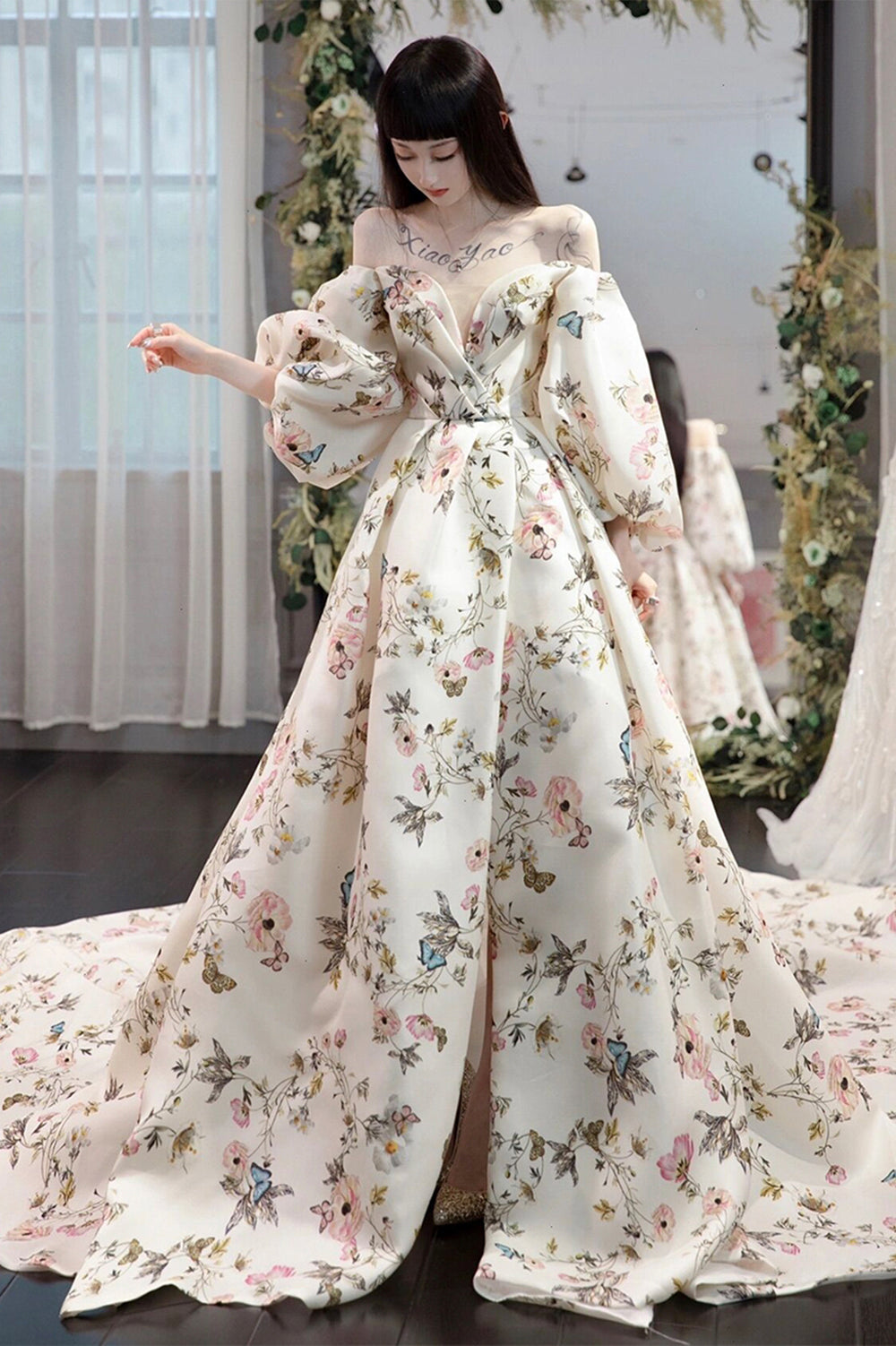 Stylish Printed Pattern Long Prom Dress, White Long Sleeve Evening Par
